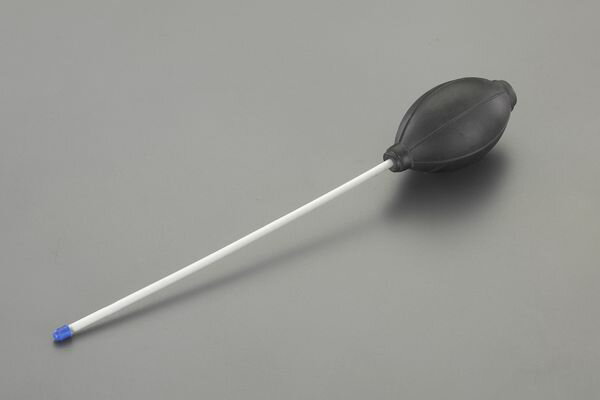 材質：本体：ゴムノズル：樹脂ポンプ径：φ54mmノズル長：240mm全長：340mmノズルが長い為、手の届かない狭所のごみの吹き飛ばしに最適。ノズル先端部に砂利の侵入を防ぐプロテクト付きEA653BD-1楽天 HD店　