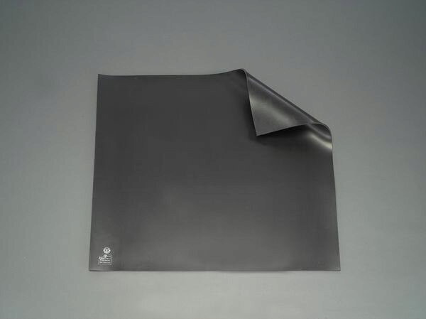 使用電圧：7000V以下定期自主検査：非対象品試験電圧：20000V/分材質：天然ゴム絶縁性・耐候性に優れています。配電盤、監視盤の前に敷き、接地感電事故を防止します。サイズ：1000×1000×6.0（t）mm000012290471楽天...
