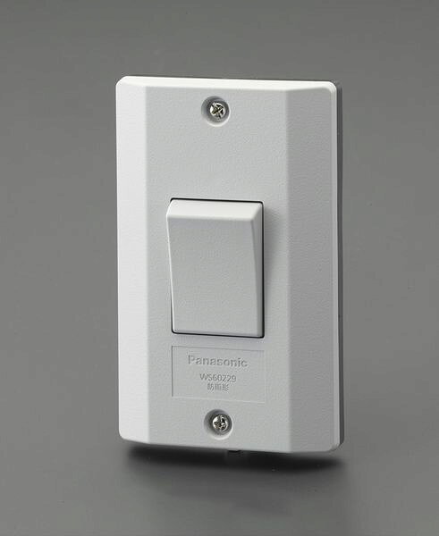 定格容量：15A 300Vサイズ(W×D×H)mm：74×31.6×122mm適用銅線：φ1.6mm、φ2.0mm3路タイプねじなし端子式(電線差し込み式)000012295983楽天 HD店　