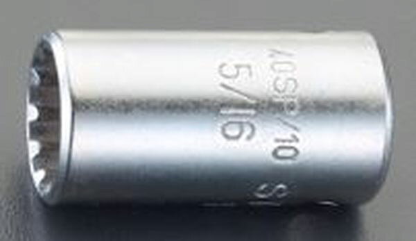 呼び：10差込角：1/4”対辺(インチ)：5/16より高品質なHPQシリーズの1/4”DRスプラインソケット全長(L;mm)：22.2ソケット部外径(d1；mm)：11.6差込部外径(d2；mm)：11.6ソケット中間空洞部内径(d3；mm...