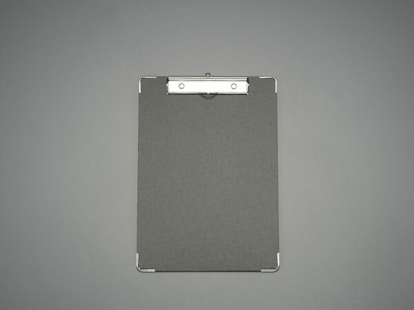 材質：再生紙色：黒サイズ(mm)：330X230適正収容枚数：50枚(クリップ)A4判E型吊り下げられるよう、フックが付いています。入数：1枚EA762DA-134楽天 HD店　