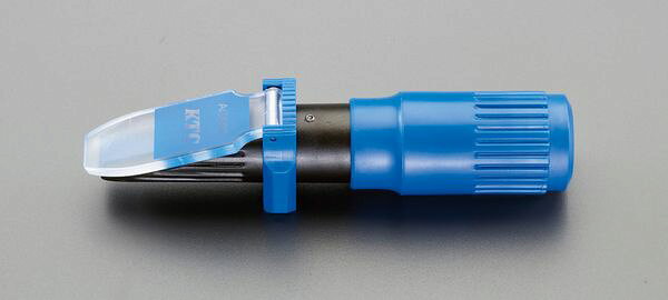 サイズ：25×150×40(H)mm測定範囲：フリーズポイント：-50〜0℃、バッテリー比重液：1.1〜1.4、尿素濃度：15〜40％自動車の冷却水のフリーズポイント、バッテリー液の比重、大型車の排出ガス浄化装置用尿素水の尿素濃度の測定が可...