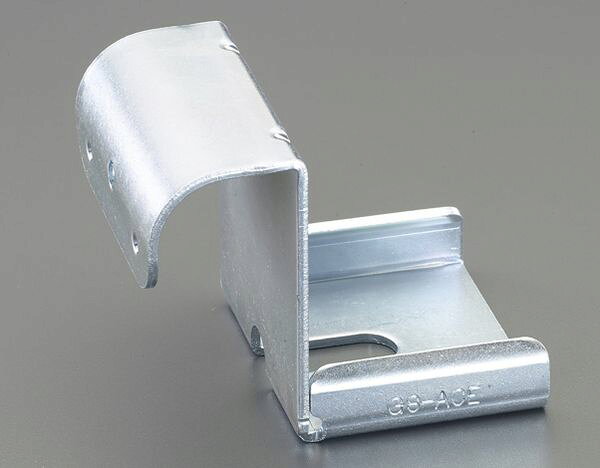 材質：スチール(三価クロムメッキ)サイズ：83×65×64mmパイプ径φ28mmパイプラック用45mmローラー用入数：1個EA976AW-361楽天 HD店
