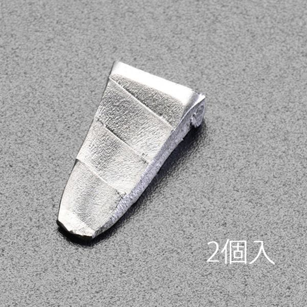 仕様：農耕用　中用途：スキ、クワ等の農耕具に幅(mm)：20長さ(mm)：60厚み(mm)：5材質：鉄入数：2個ハンマーや農具の木柄製品の柄の取り付け時の柄穴広げに使用します。EA575-109楽天 HD店　