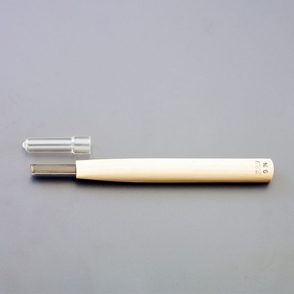 全長：212mm刃幅：9mm形状：三角型刃角度：60°材質：刃：安来鋼 柄：朴入数：1本EA588MT-9楽天 HD店　