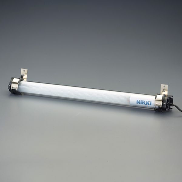 明るさ：2700lm消費電力：24Wサイズ(W×D×H)mm：φ58×1496コード長：3m材質：強化ガラス電源：AC100〜240V電線仕様：VCTF0.75m×2心色温度：5,700K防水性能：IP67使用温度：-10℃〜40℃(但し、...