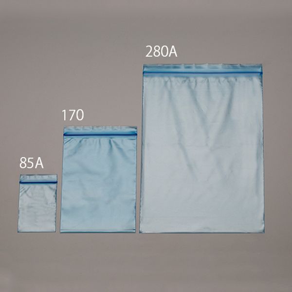 チャック下サイズ(mm)：340×240厚み(mm)：0.06入数：100枚材質：ポリエチレン (特殊帯電防止剤との複合ポリフィルム)ライトブルー半透明精密部品の包装や、静電気防止及び、防塵処理の必要な場所での使用に。EA944CN-340...