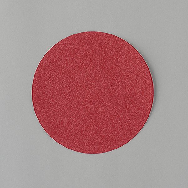 材質：基材：塩化ビニル 粘着剤：ゴム系サイズ：φ152mm厚み(mm)：1.4色：赤形状：〇粘着式区画整理のマーキングに最適です。耐久性に優れ、滑りにくい。「5S」対策品000012341818楽天 HD店　