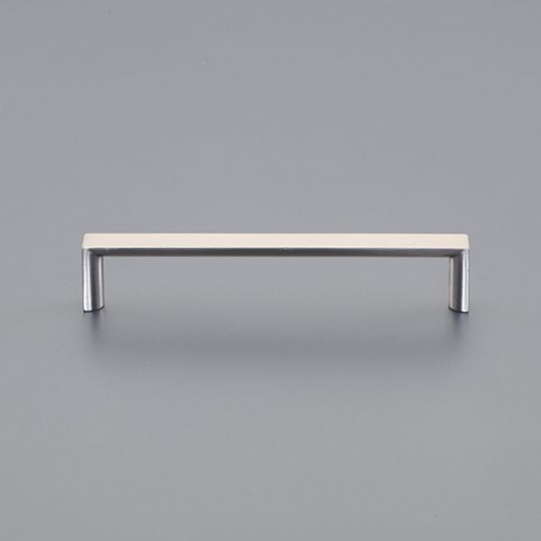 ねじ間：160mm取手幅：12mm深さ：26mm全長：167mm材質：亜鉛ダイカスト付属品：トラス小ねじ：M4×30サテンシルバー仕上入数：1個000012344250楽天 HD店