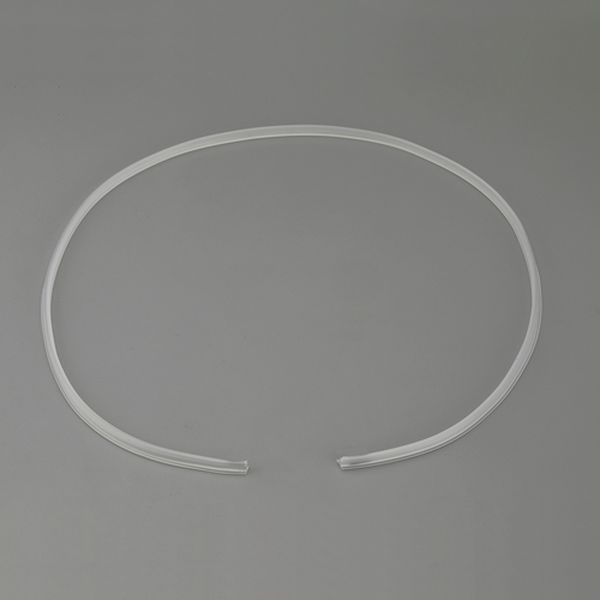 仕様：3mmクリアランス用(5mm厚パネル用)　30・40角Uポール兼用材質：PVCサイズ(mm)：6×5000×8.6(H)Uポール(EA976CB-11・-21)のスリットにパネルを差し込んだ際のすき間（クリアランス）の埋め材です。入数...