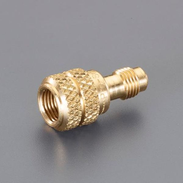 ●オスねじ(フレアー)…3/8”●メスねじ(フレアー)…1/4”●※アダプターにムシは付いていません。※この商品はメーカー直送、代引不可商品となります。法人様のみ購入可能です。ご了承の上ご注文をお願い致します。EA443DB-1楽天 HD店