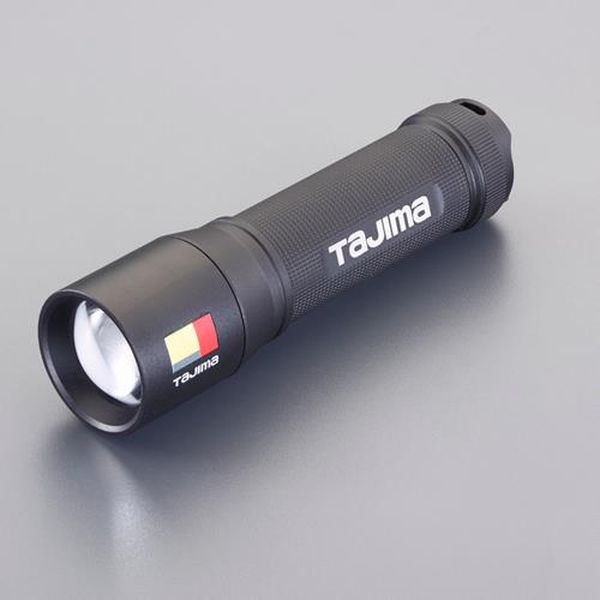 ●使用電池…単4×3本（別売）●明るさ…強：350ルーメン弱：50ルーメン●電池寿命(時間)…強：5弱：12●サイズ…φ36×130mm●重量…141g（電池含）●照射距離…強：115m（集光時）●材質…本体：アルミ、シリコン、ABS、PC...