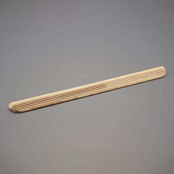 ●サイズ(W×D×H)mm…740×55×20●材質…天然木/ゴム材●段差対応…20〜25mm●エコマーク認定品●天然木を使用している為多少色むらがあります。●すべり止め溝加工。●取り付け簡単両面テープ付き。●蓄光材をインサートしており停電...