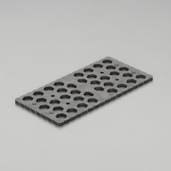 ●サイズ(mm)…200×100×3(T)●入数…10枚●材質…再生PP●L型擁壁、U字溝や物置の基礎などのレベル出しに便利で確実なプレート。●圧縮・衝撃に強い材質なので施工時間の短縮に貢献。●固定に便利な5ミリ穴有り。●ズレを防止する凹凸...
