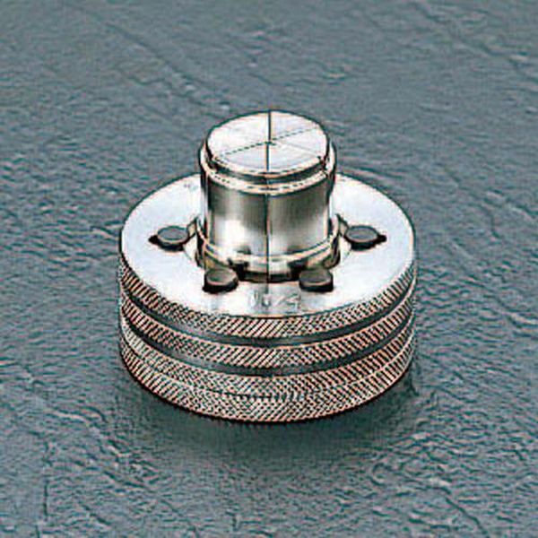 ●適合銅管外径…1・3/8”●冷媒管呼径…34.93mm●水道管呼径…1・1/4”●材質…クロムモリブデン鋼●爪痕が縦線で残りますので、矯正の為、少しパイプを回し最後の仕上げをするときれいに仕上ります。●なまし銅管用●EA208、208BS...