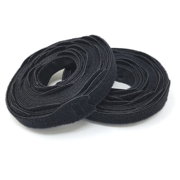 ・自着式で何度でも使用できるコード収納ストラップです。・ジップタイや輪ゴムと違い、ループ付きなので使用中のコードにつけたまま紛失の心配がありません。・コードだけでなくケーブルや針金などの収納にも幅広く利用できます。・色：黒・幅(mm)：13...