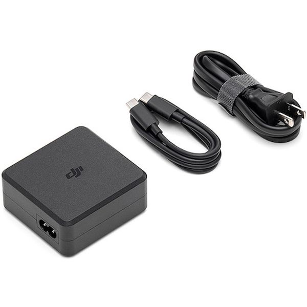 ・2つのUSB-C出力ポートを使って、インテリジェント フライトバッテリーと送信機を同時に急速充電することができます。・また、急速充電規格PPSやPDプロトコルに対応し、スマートフォン、ノートパソコンなどのデバイスを充電できます。・適合機種...