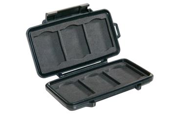 ●収納枚数…6枚●材質…ポリカボネート●外寸…141×83×22mm●重量…100gコンパクトフラッシュ用メディアケース耐水性密封材取外し可能なインサートライナー付、衝撃を吸収しメモリーカードを保護します。000012234913　