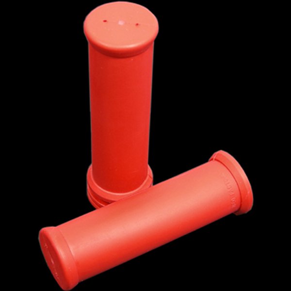 1インチバーを使用する殆どのハーレー全長:約115mm 握り部分外径:約33mm最大外径:約38mm 内径:1インチ用インナーは別売りです。96年以降純正ハンドルコントロール以外にご使用する際は左グリップのハンドルコントロールに収まる部分を...