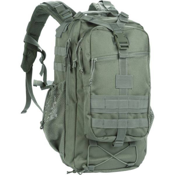 ・軽量かつコンパクトなデザインのバックパックです。・MOLLEシステムが前面と側面についており、別売りのポーチなどを取り付け可能です。・両サイドにボトルホルダーが付いています。・容量(L)：20・色：OD・幅(mm)：254・奥行(mm)：...