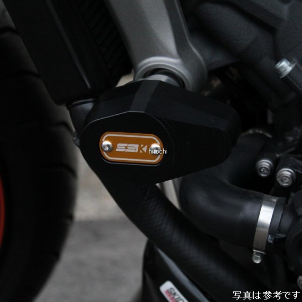スピードラ SPEEDRA フレームスライダー14年-16年 ヤマハ MT-0915年-18年 ヤマハ MT-09 TRACER16年-18年 ヤマハ XSR900【カラー】ステーカラー:シルバー/先端プレートカラー:ブラック【仕様説明】先...