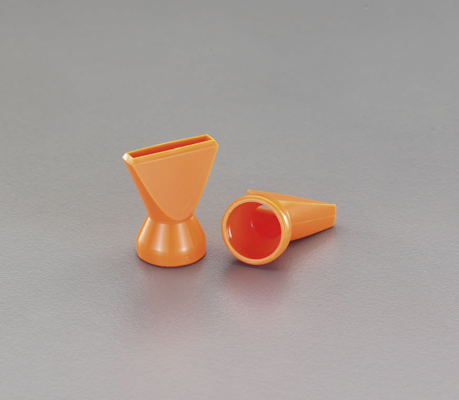 ●接続径:1/4"●サイズ（全長×口幅）:26.4×27.1mm●入数:2個000012219206　