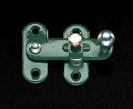 材質：鋼板仕上：グリーン焼付塗装サイズA(mm)：52サイズB(mm)：13サイズC(mm)：40サイズE(mm)：33厚み(mm)：2.0木ねじ付000012055459　