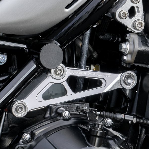 オーヴァー OVER エンジンハンガー18年-22年 カワサキ Z900RS18年-22年 カワサキ Z900RS Cafe23年以降 カワサキ Z900RS23年以降 カワサキ Z900RS Cafeカラー:シルバー・エンジンハンガーセッ...