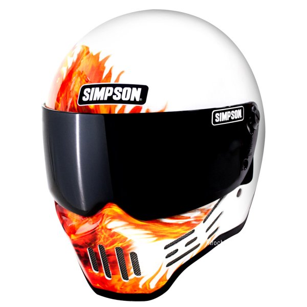 シンプソン SIMPSON フルフェイスヘルメット M30サイズ:58cmカラー:フレアホワイト標準装備シールド:クリア規格:SG規格(全排気量対応)帽体:スモールシェル【仕様説明】SIMPSON　M30は創業以来変わっていない希少なクラシ...
