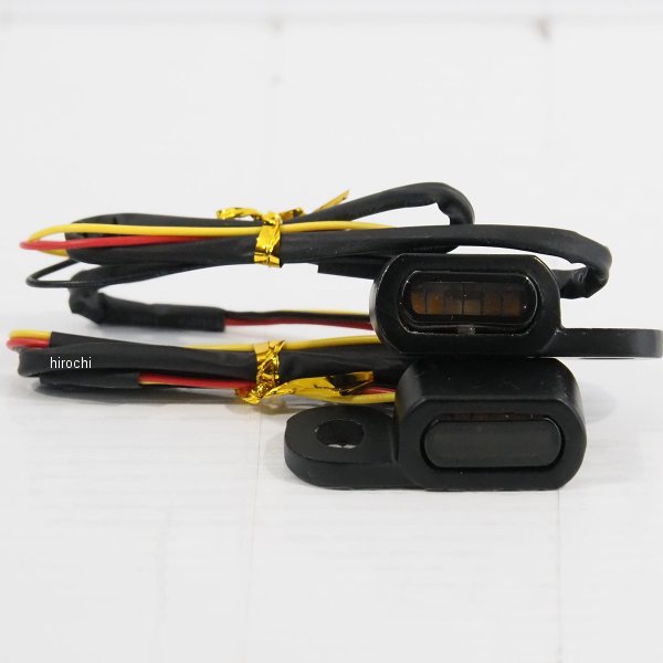 ワールドウォーク 小型LEDウインカー SLIM汎用・特徴一味違う印象このウインカーは超スリムタイプ。レンズはスモークレンズ仕様。ダークでマットな洗練されたイメージです。「普通のウインカーに飽きた！」「個性のあるウインカーが欲しい！」そんな...