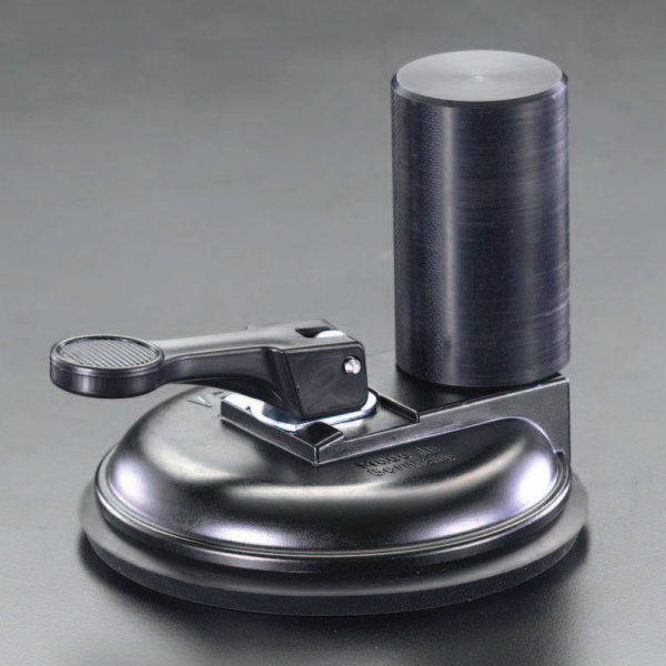 材質：本体：アルミ、吸盤：天然ゴム吸盤サイズ：φ120mm全高：100mmストッパーサイズ：φ40X70mm重量：400g樹脂ストッパー付レバーを倒して吸盤を吸着させます。000012066565楽天 JP店　