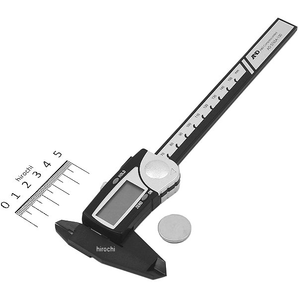 ●測定範囲…0〜150mm●最小読取値…0.01mm●精度…±0.2mm●再現性…±0.1mm●機能…ゼロリセット、データホールド、オートパワーオフ●電源…CR2032×1個●電池寿命…約1年●サイズ…A：77mm、B：16mm、C：40m...