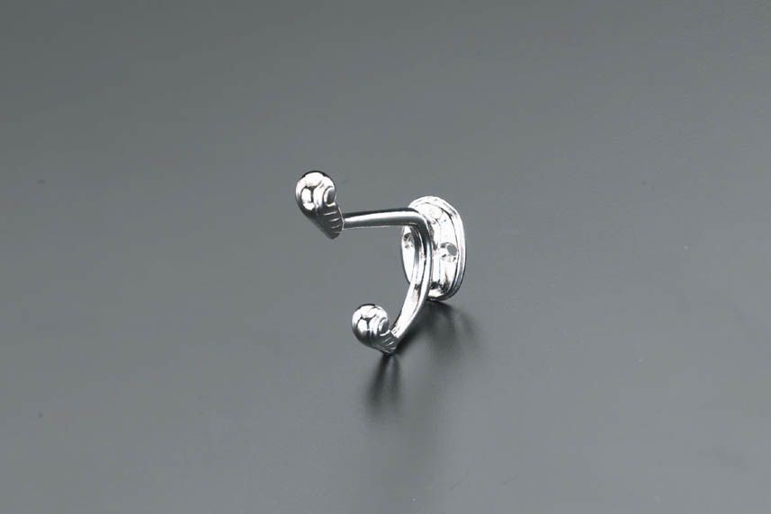 材質：亜鉛合金仕上：ニッケルメッキ仕上げ高さ：70mm奥行：78mm穴径：3.2mm000012055566　