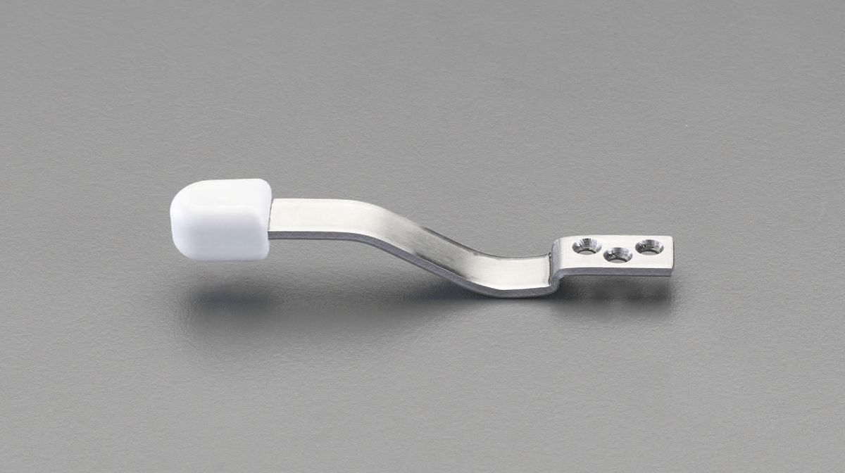 材質：SUS304、樹脂仕上：ヘアーライン全長：125mm穴径：4.6mm重量：50g付属品：木ねじ000012232498　