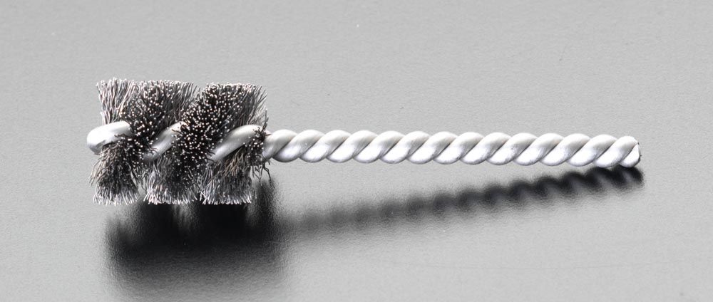 ●ブラシ材質…ハイカーボンスチール●全長…90mm●軸径…約3mm●ブラシ長…25mm●ブラシ径…9.5mmシングルねじり、シングルステム型管内のバリ取りやクリーニング、　研磨やねじ山のクリーニング等に000012075083楽天 JP店　