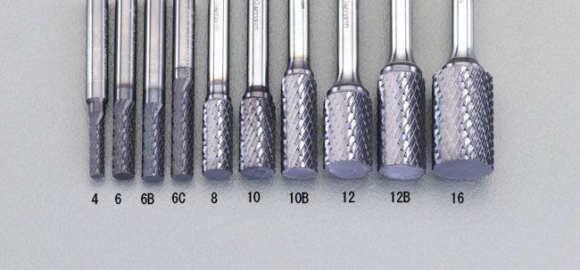 ●軸径…6mm●刃径×刃長×全長…6×19×50mm●材質…タングステンカーバイト、TiAINコーティング●適合材質…一般鋼、ニッケル、銅、銅合金、チタン、鋳鉄、ステンレス鋼、鍛鋼000012213022　