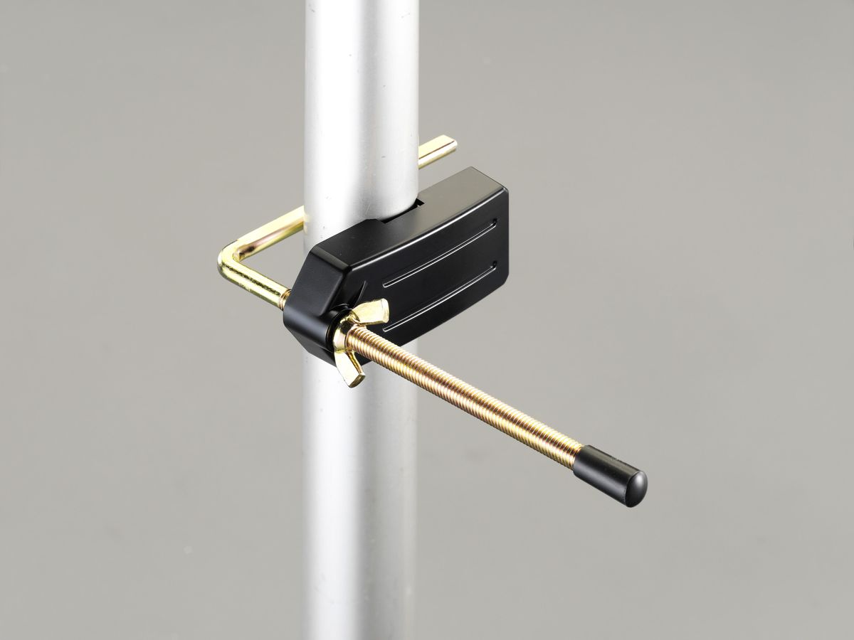 ●はさみ幅:板厚10-100mm●適合品番:EA864CB-24A、-25A、-26-29、-41A、-41B、-43A、-44A、-42A、-90A●重量:約120gクランプセット000012260535　