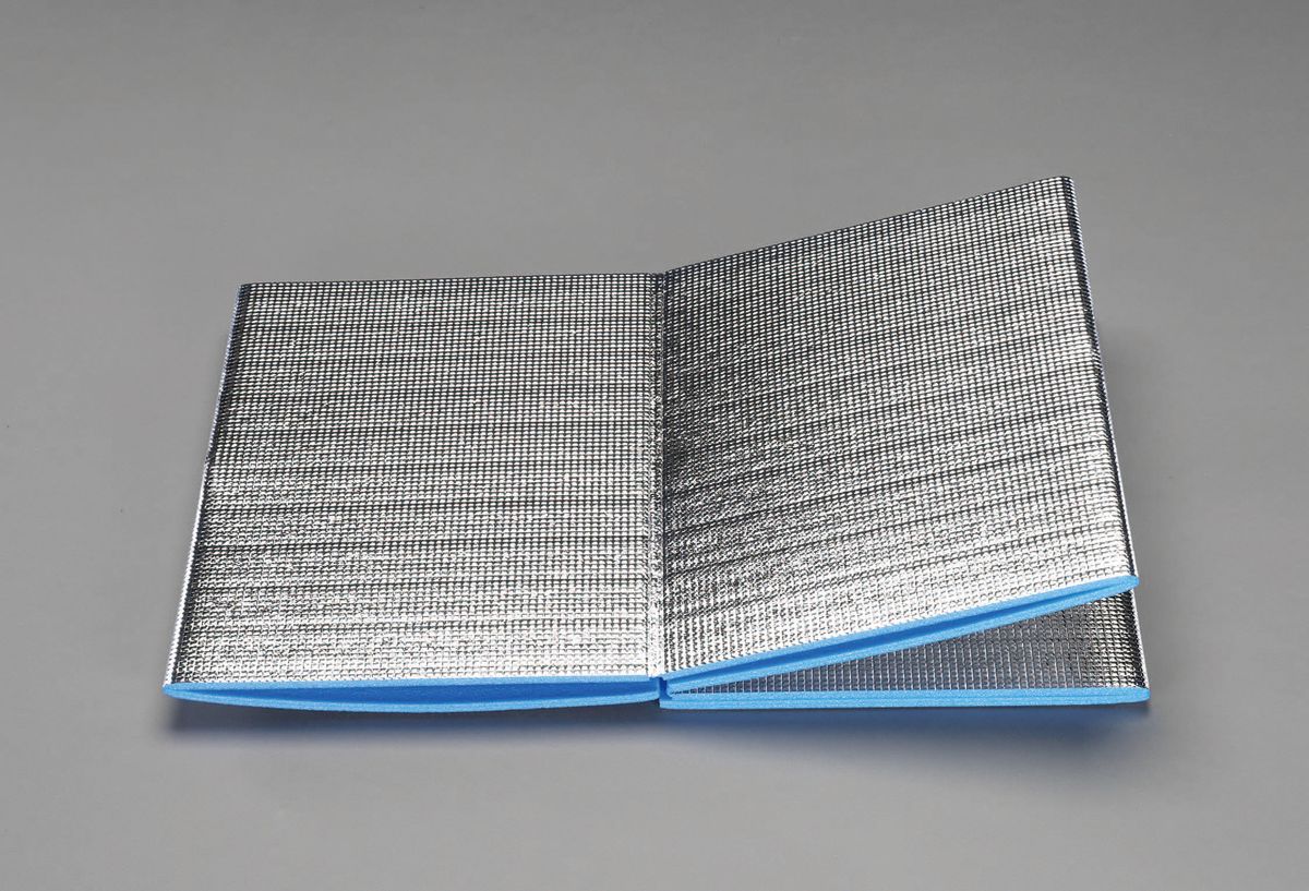 ●サイズ:0.5×2m●厚み:8mm●材質:PETアルミ蒸着フィルム、ポリエチレン000012229916　