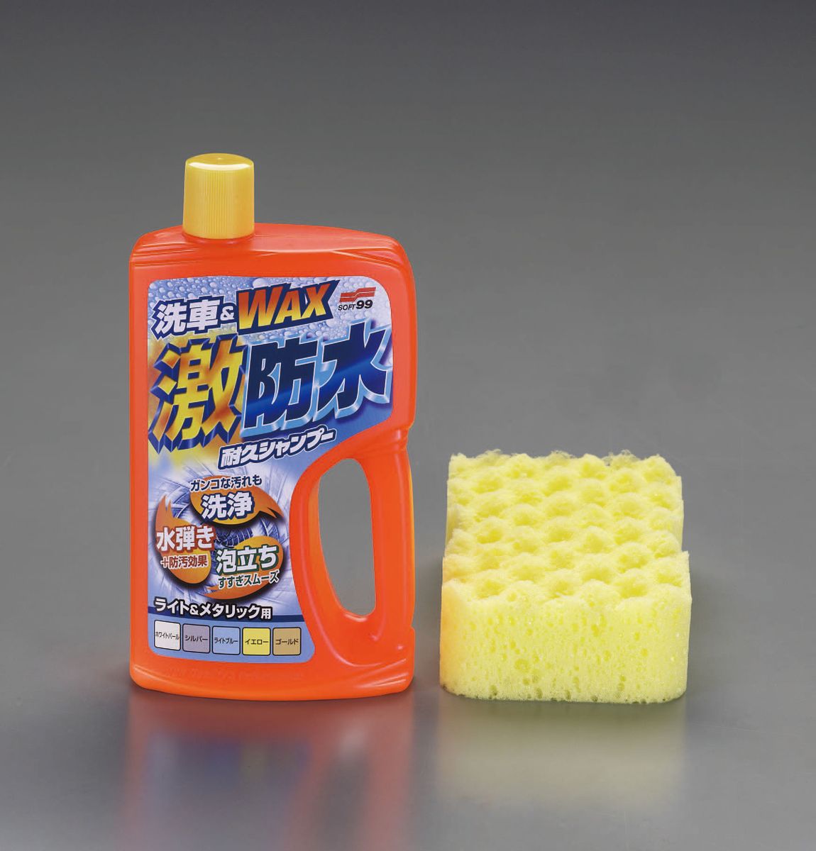 ●内容量…750ml●ボディカラー…ホワイト●用途…自動車ボディ洗浄・撥水用●塗装色…ホワイトソリッド車専用●成分…界面活性剤、撥水レジン●液性…弱酸性豊かな泡立ちでマイルドにボディを洗浄すると同時に、強力防水効果により雨跡などの汚れの固着...