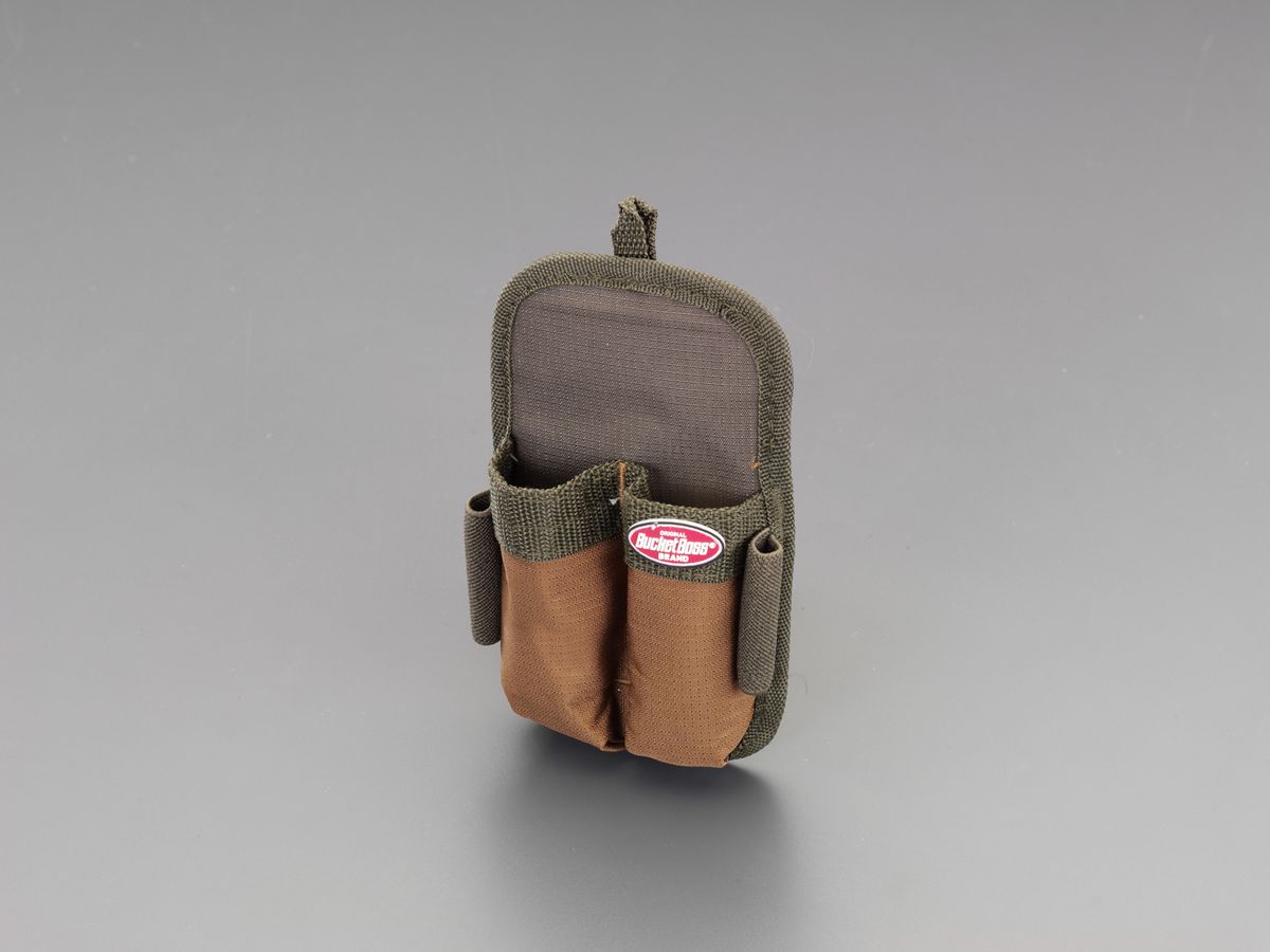 ●材質:ポリエステル(600デニール)●サイズ(mm):108×38×178(H)●ベルト通し幅:55mmペン通し2ヶ所付ベルト通し部は取外しに便利なスチールクリップ000012260652　