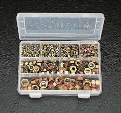 ●(セット内容):サイズ（入数）:M3(300)M4(200)M5(100)M6(50)M8(50)M10(30)M12(30)●材質:鉄(クロメートメッキ)●ケースサイズ:207×145×40mm●総重量:約1600g並目ねじ000012...