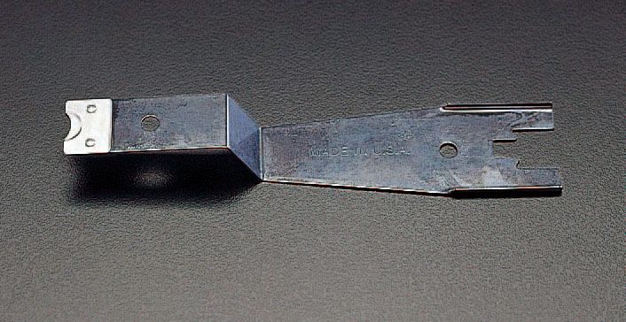 用途：車のウィンドウの開閉ハンドルを外す道具です。全長：260mm材質：スチール000012058077楽天 JP店　