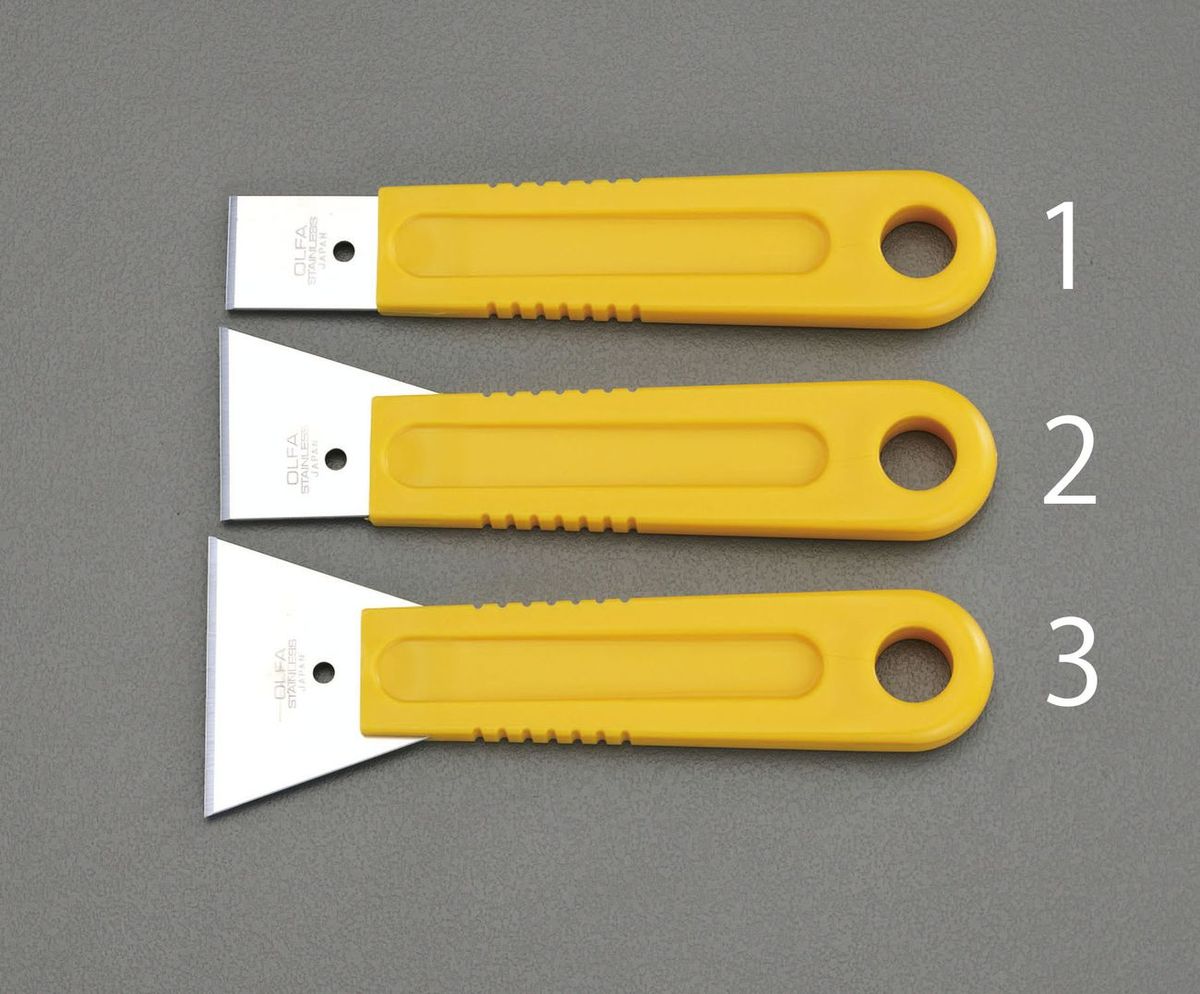 材質：刃：ステンレス(SUS420 J2)グリップ：ポリプロピレン全長：158mm刃幅：43mm刃厚：1mm重量：52g用途：かきとる、はがすなどの作業に、汚れの掻き落としや表面磨きに刃付がしてありますから、切る作業にも使用できます。刃とホ...