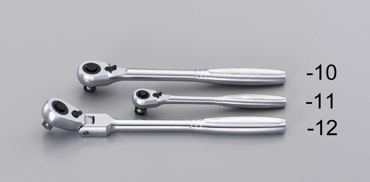 ●ギア数…72歯●差込角…3/8”●仕様…首振型●全長…189mm●重量…305gプッシュ式左右切替式送り角5°のコンパクトヘッドで狭い場所の作業も効率よく行えます。000012263361楽天 JP店　