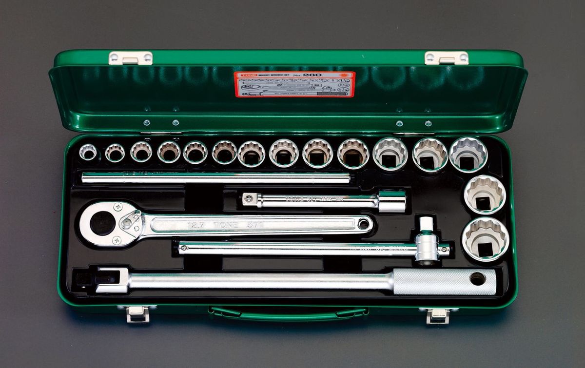 ●(セット内容)…20点セット●ソケット（12角）…7/16”・1/2”・9/16”・19/32”・5/8”・11/16”・3/4”・25/32”・13/16”・7/8”・15/16”・1”・1-1/16”・1-1/8”・1-1/4”●ラチ...