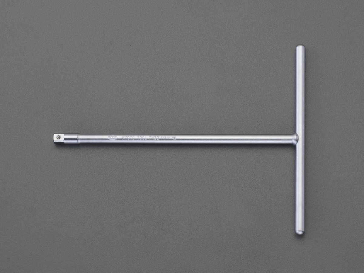 ●差込角…3/8”●サイズ…l：200mm、L：255mm、d：10mm●重量…275g3/8差込角なのでソケット、ヘキサゴンビットソケット等に使うことができます。角ドライブは、根元まで完全に差し込んで下さい。000012258998楽天 ...