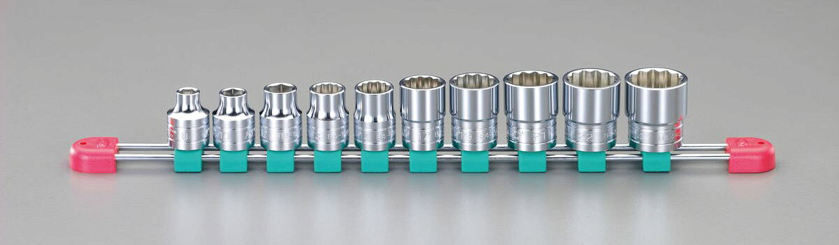 ●差込角…1/2”●サイズ…8・10・12mm(6角)、13・14・17・19・21・22・24(12角)●外径…12〜17mm（6角）、13〜32.5mm（12角）●全長…28.5〜30.5mm(6角)、30.5〜36mm(12角)ホルダ...