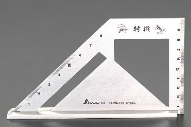 ●材質…ステンレス●サイズ…170×100×1.5mm●台サイズ…163×15×5mm●角度精度…45°：±0.2/100mm90°：±0.1/100mm止型定規・完全　スコヤとして、　1台2役になります。左右墨付は、片面で左右・45°の墨...