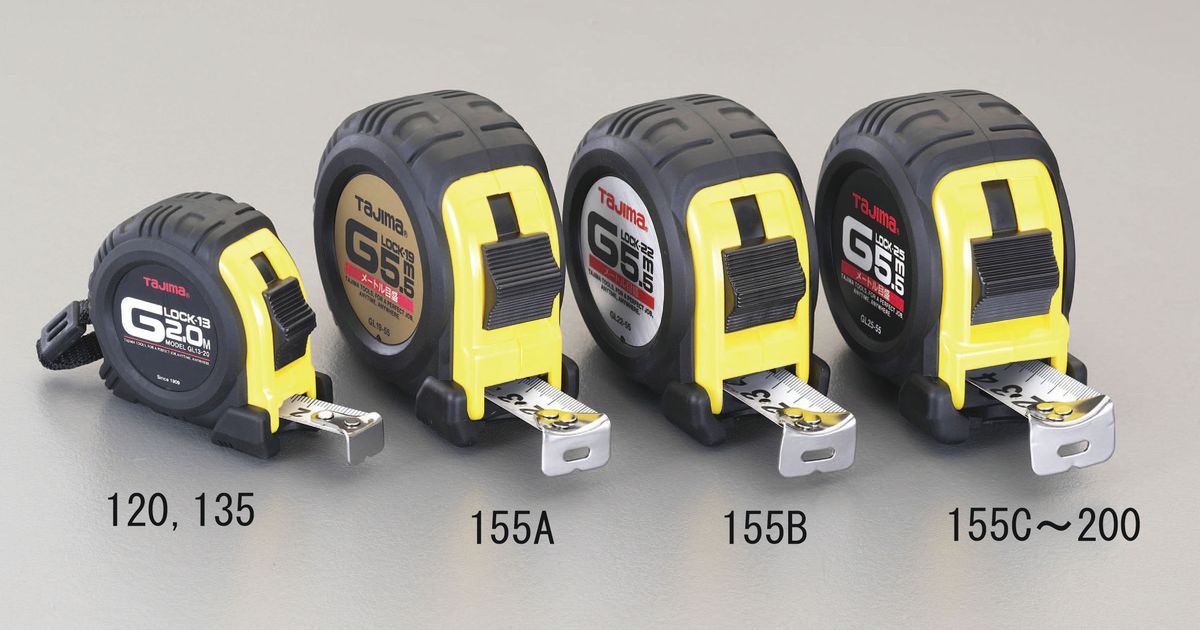 ●全長…10m●幅…25mm●重量…535g●材質…バネ・テープ：スチール、ケース：ABS樹脂、カバー：エラストマー樹脂JIS1級品455mmピッチスタッドマーク付0点補正移動爪爪飛び防止用プロテクター付フックガードバンパーショックアブソー...