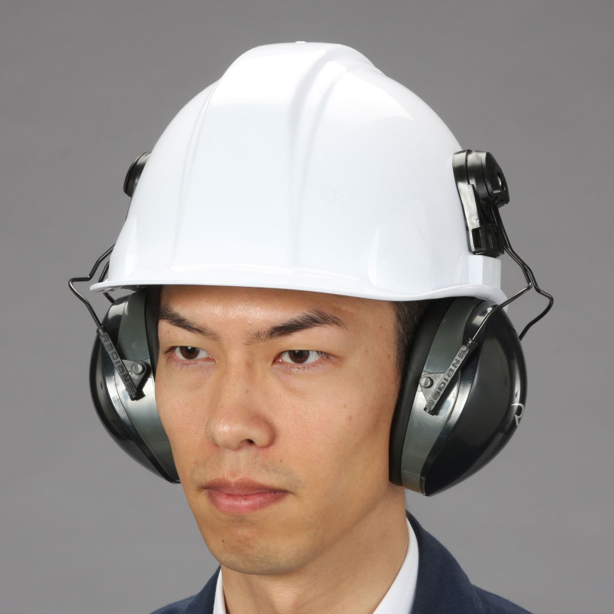 ●遮音:26dB●重量:280gカップ上下調整可能ヘルメットのスロットに差し込むタイプです。ヘルメットEA800WN-50は別売です。000012089276　